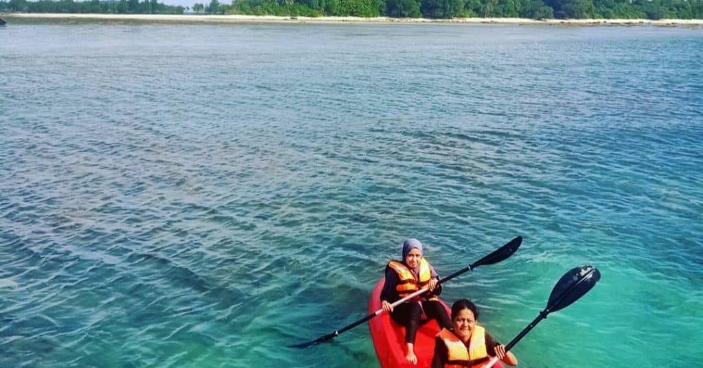 Bintan Snorkeling Tour & White Sand Island Visit